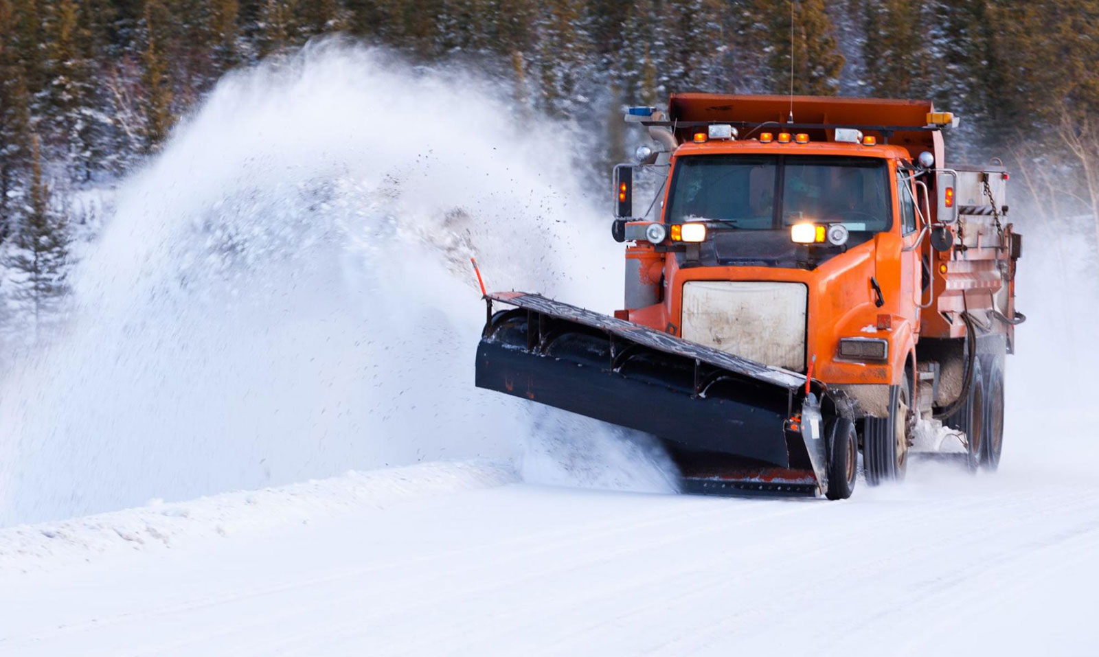 5 Reasons Snow Plowing Is "High Risk" to Insure | KASE Insurance